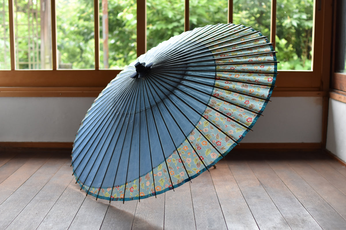 Jano-me gasa (Japanese umbrella) [Moon : light blue x floral pattern ...